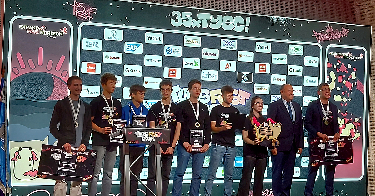 TUES Fest 2024: Над 150 технологични ученически проекти